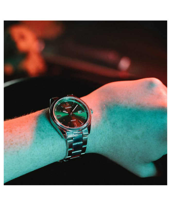 CASIO Unisex MTP Vintage Analogue Watch | Green/Silver - MTP-1302PD-3AVEF